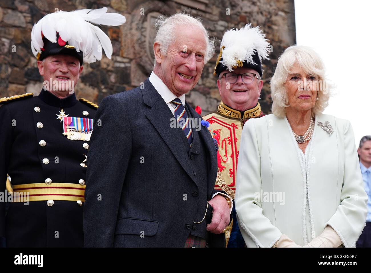 The Governor of Edinburgh Castle Major General Alastair Bruce (left ...