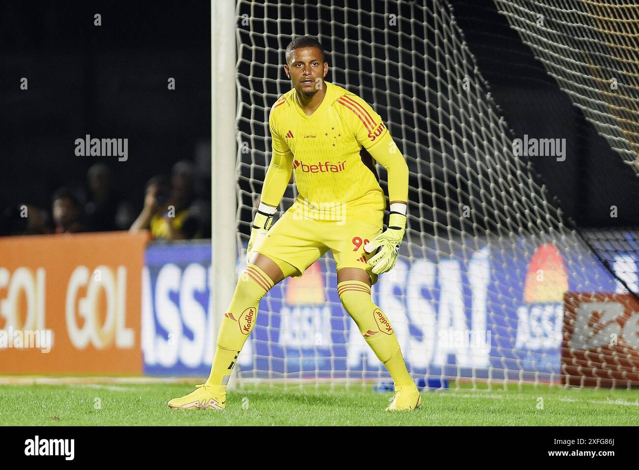 Rio de Janeiro, Brazil, June 16, 2024. Goalkeeper Anderson of Cruzeiro ...