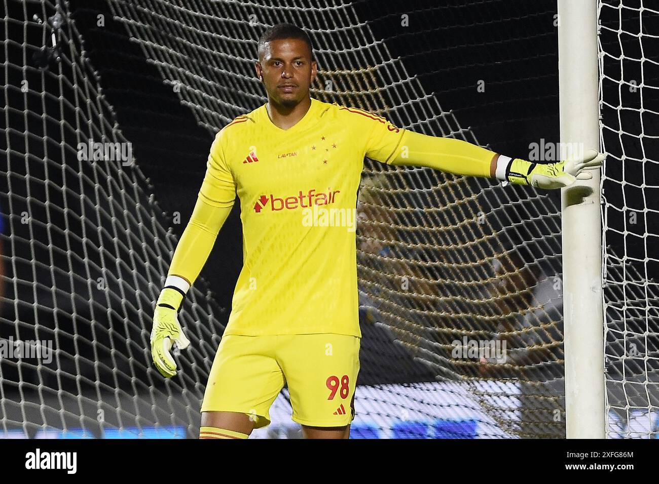 Rio de Janeiro, Brazil, June 16, 2024. Goalkeeper Anderson of Cruzeiro ...