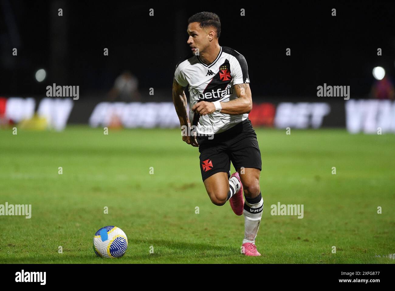 Rio de Janeiro, Brazil, June 16, 2024. Football match between the teams ...