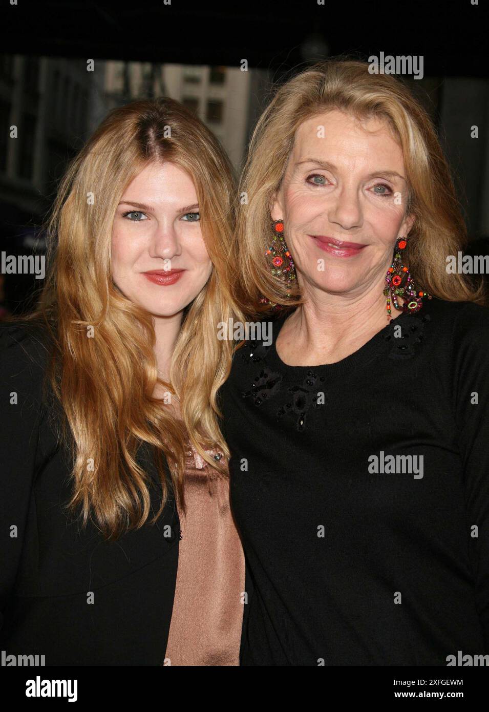 Lily rabe and jill clayburgh hi-res stock photography and images - Alamy