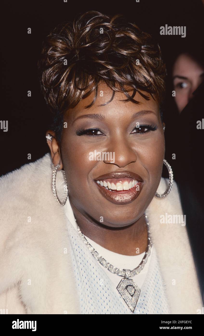 Missy elliott 2000 hi-res stock photography and images - Alamy