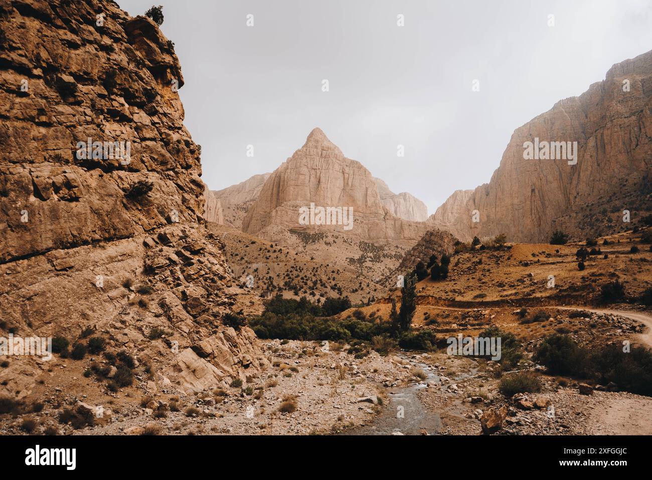 Ahansal hi-res stock photography and images - Alamy