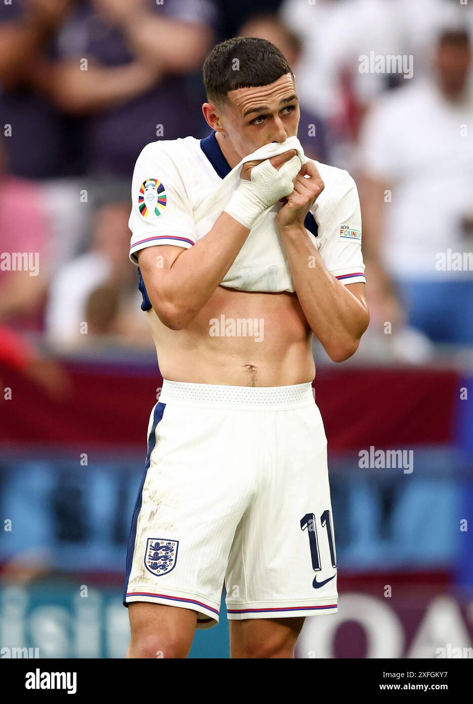 GELSENKIRCHEN, GERMANY - JUNE 30: Phil Foden of England reacts during ...