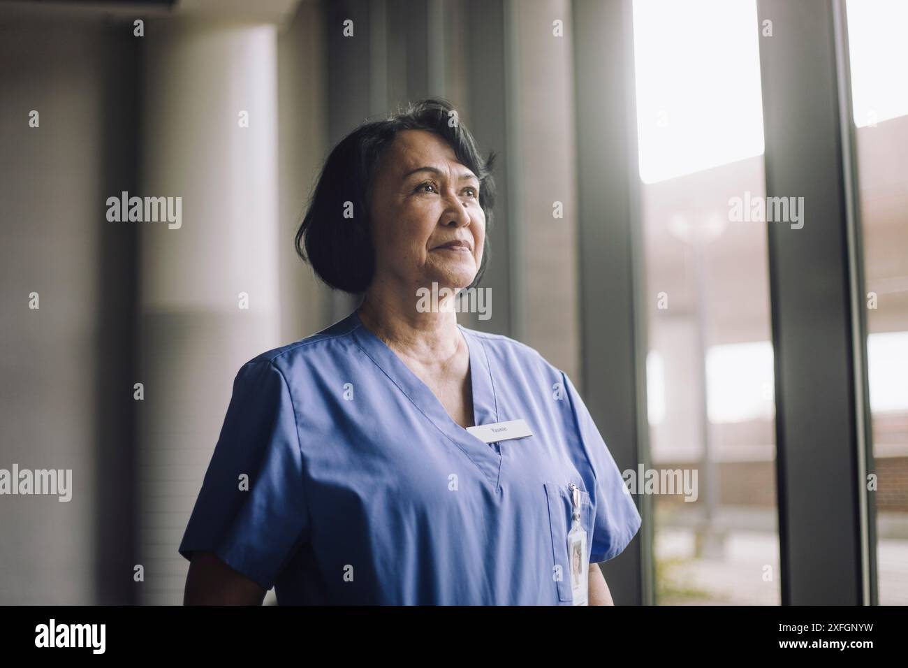 Medical person working in hospital hi-res stock photography and images ...