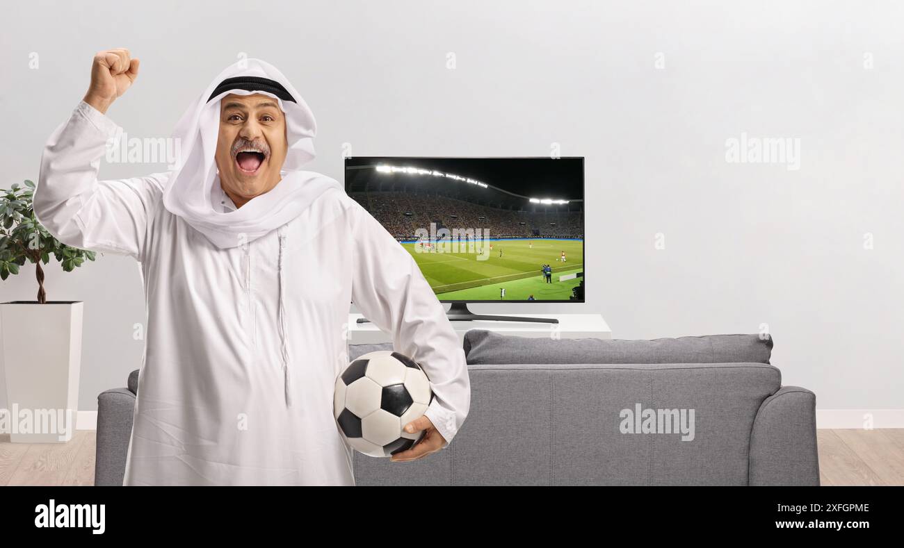 Saudi football supporter hi-res stock photography and images - Alamy