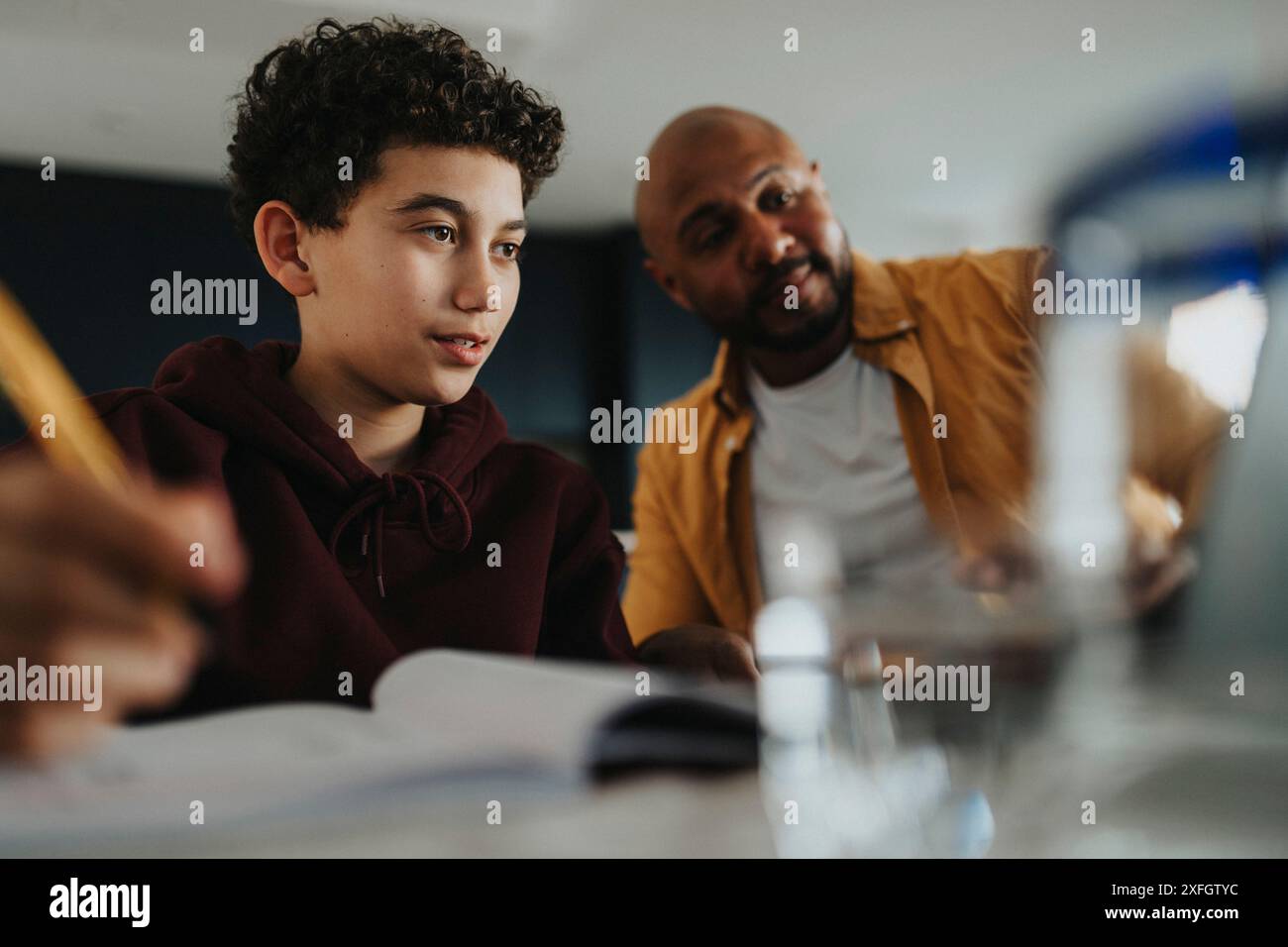 Father son homework hi-res stock photography and images - Alamy