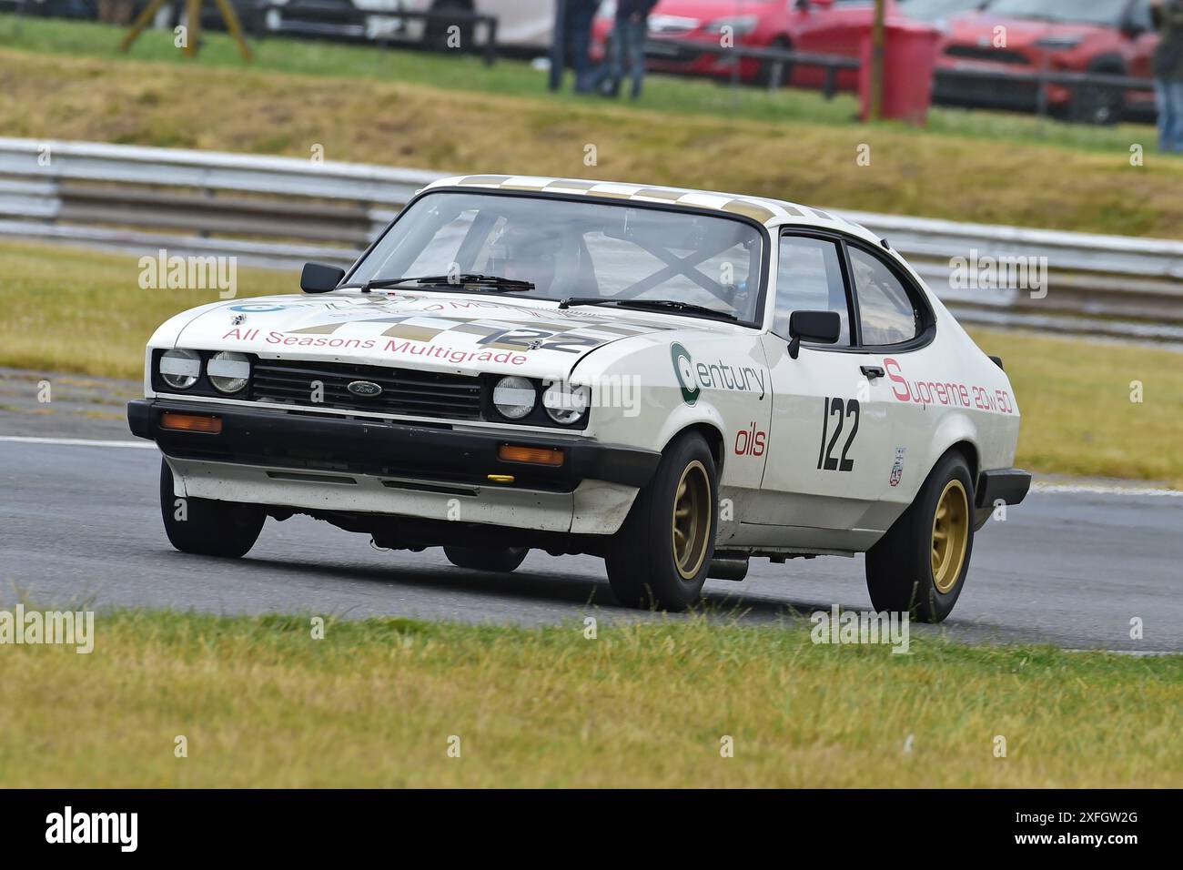 Ford capri century oils hi-res stock photography and images - Alamy