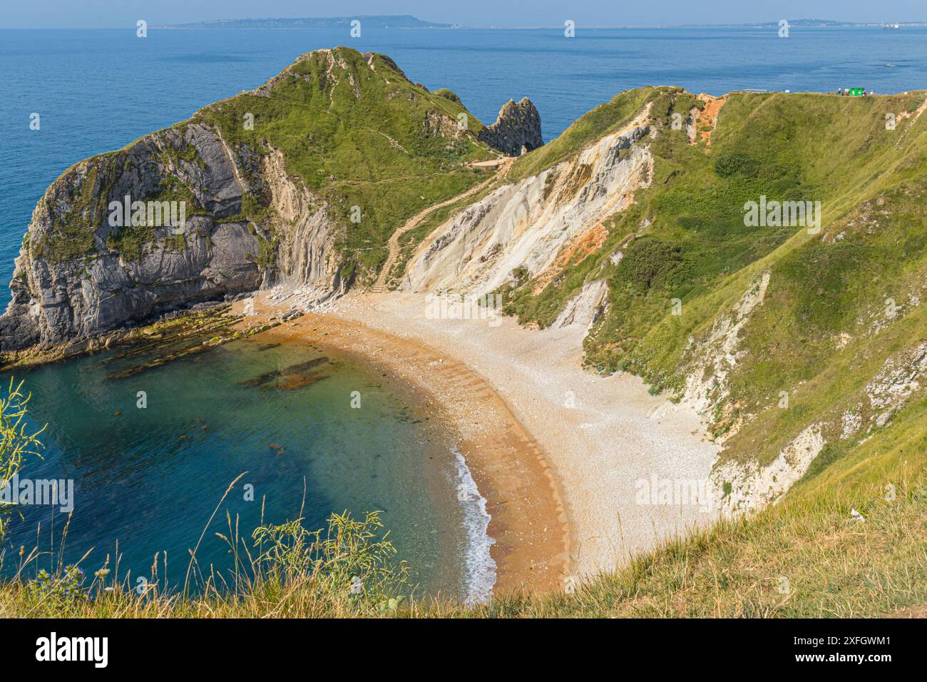 Man of War Bay encloses Man O'War Cove on the Dorset coast between the ...