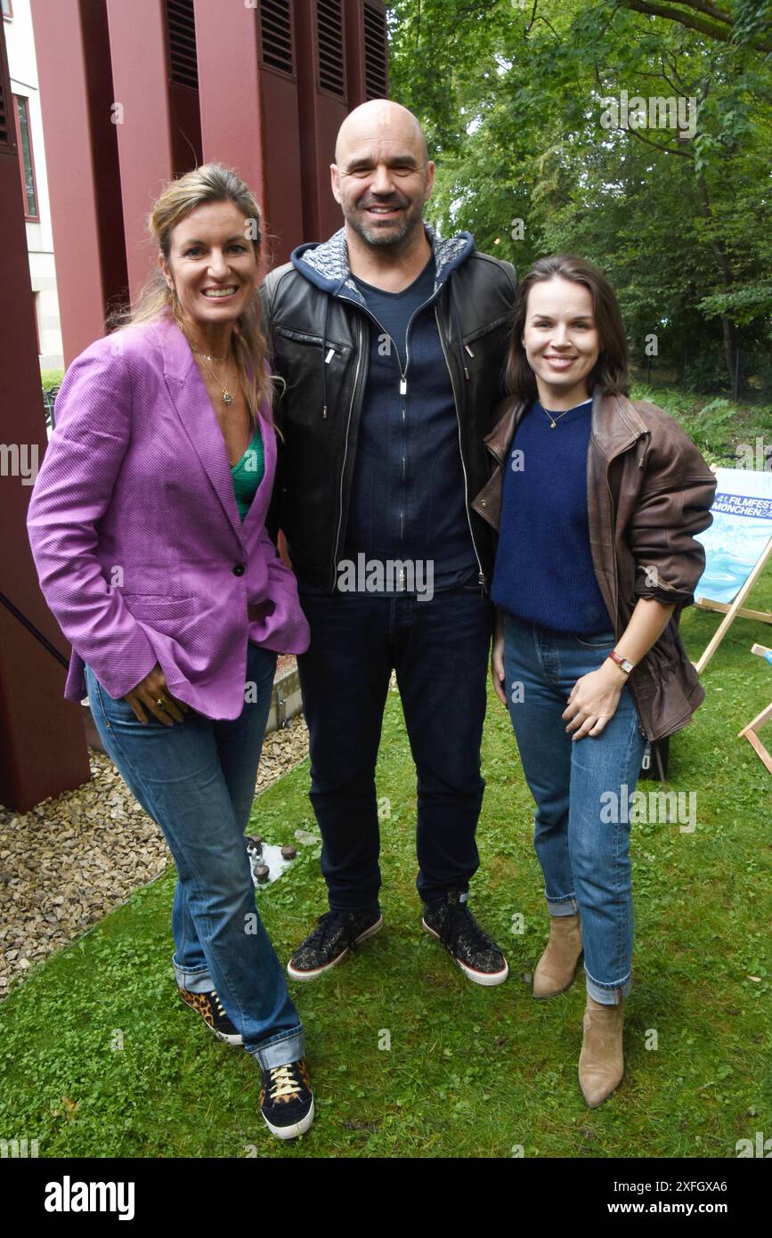 Thamara Barth Schauspielerin Darya Birnstiel Schauspielerin Peter Post ...