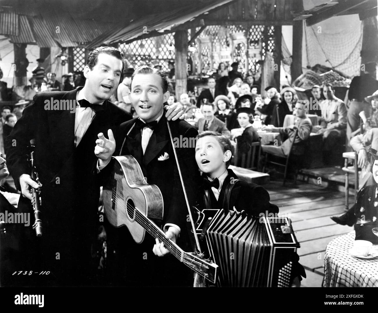 FRED MacMURRAY BING CROSBY and DONALD O'CONNOR in SING YOU SINNERS 1938 ...