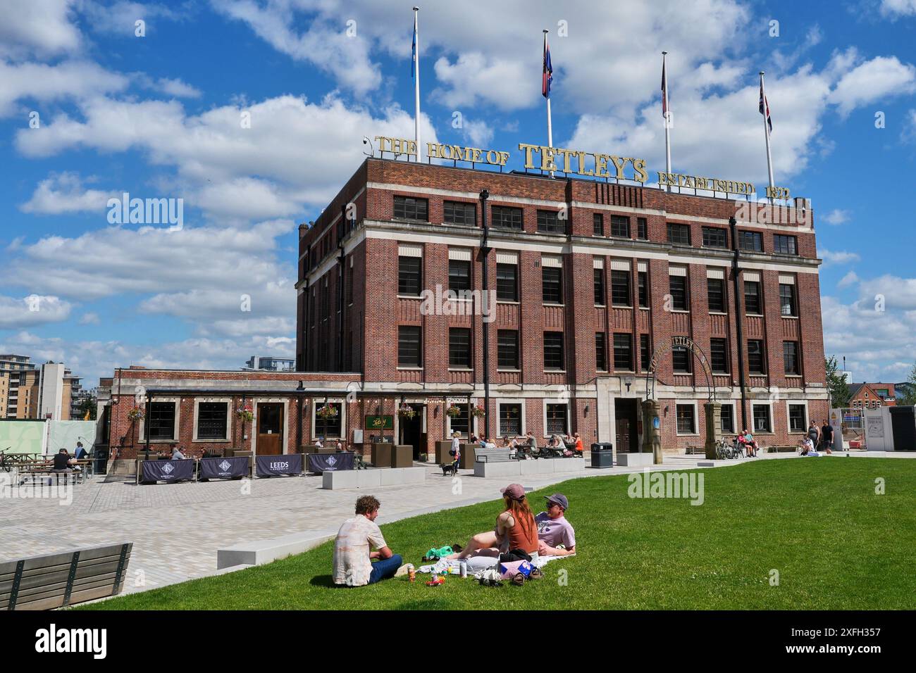 Tetley park hi-res stock photography and images - Alamy