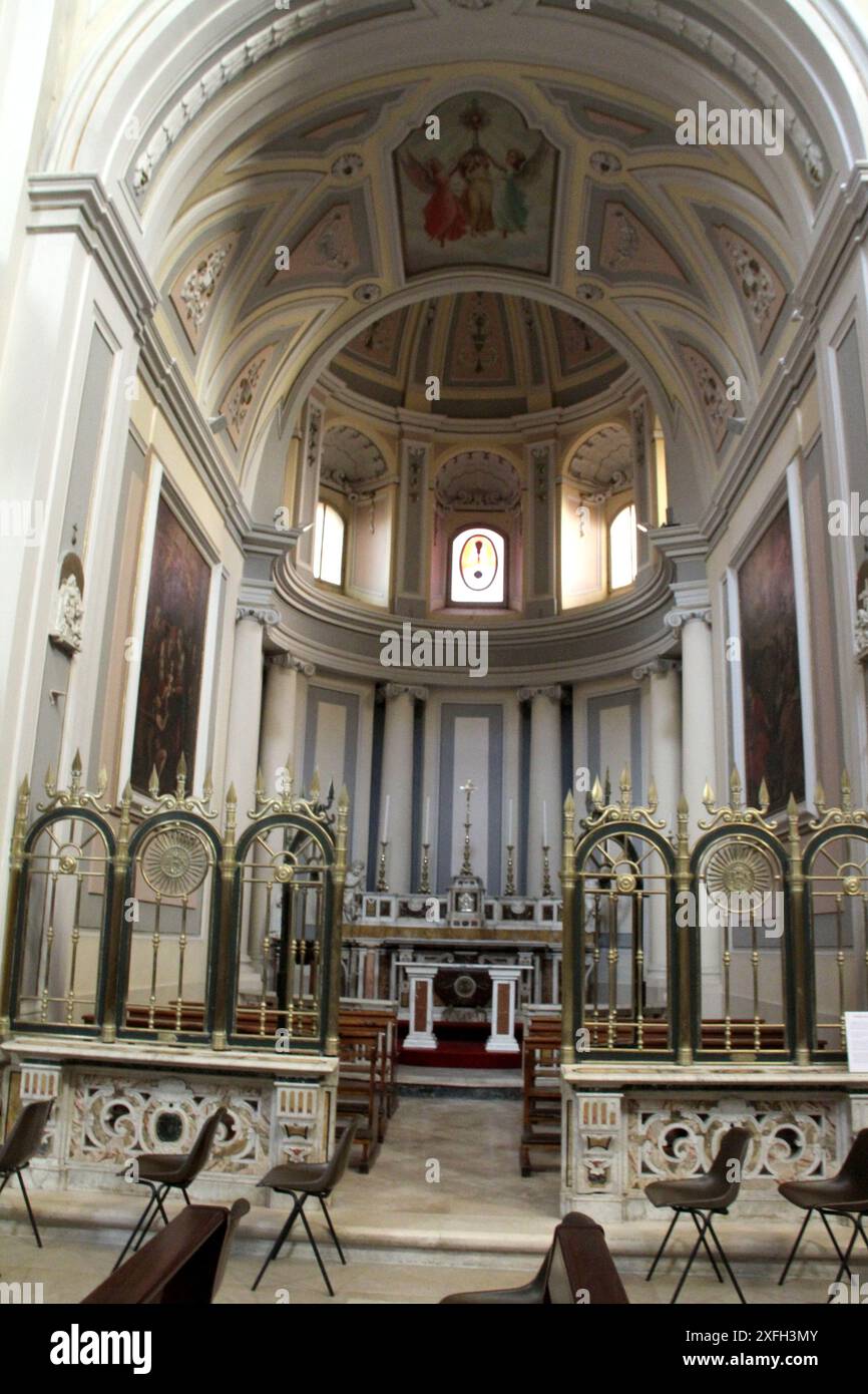 Molfetta, Italy. Beautiful altar inside the Molfetta Cathedral Stock ...