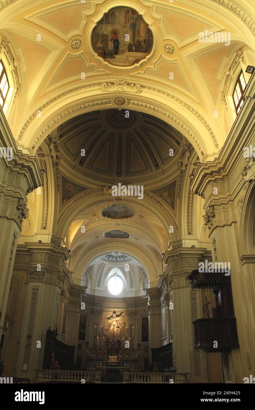 Cattedrale di molfetta hi-res stock photography and images - Alamy