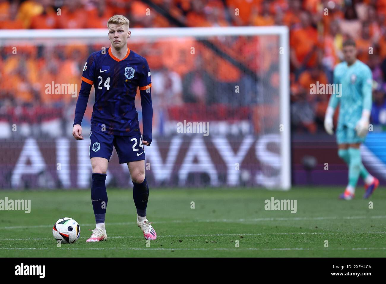 Jerdy Schouten of Netherlands in action during the Uefa Euro 2024 round ...