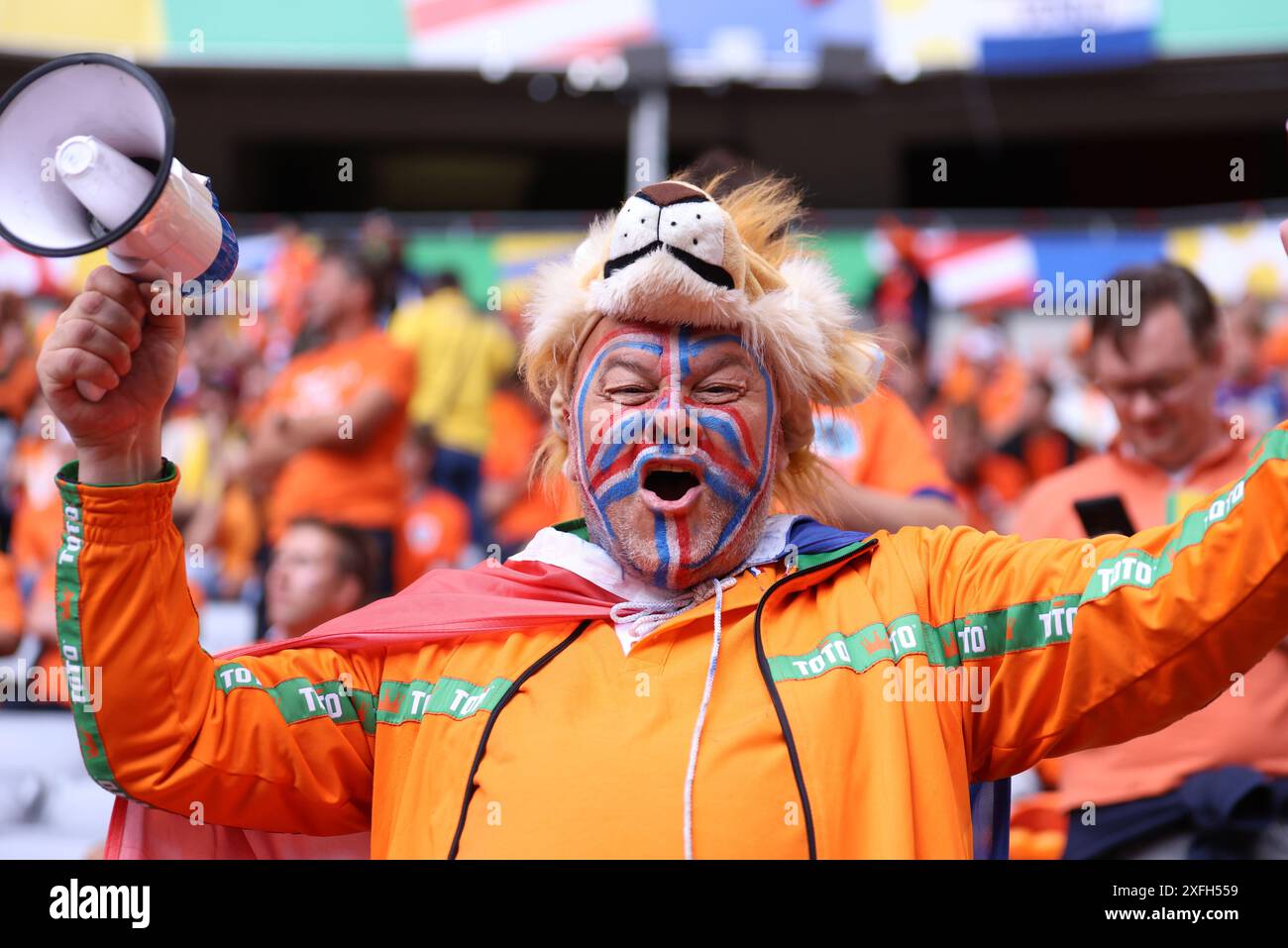 Supporter of Netherlands during the Uefa Euro 2024 round of 16 football ...