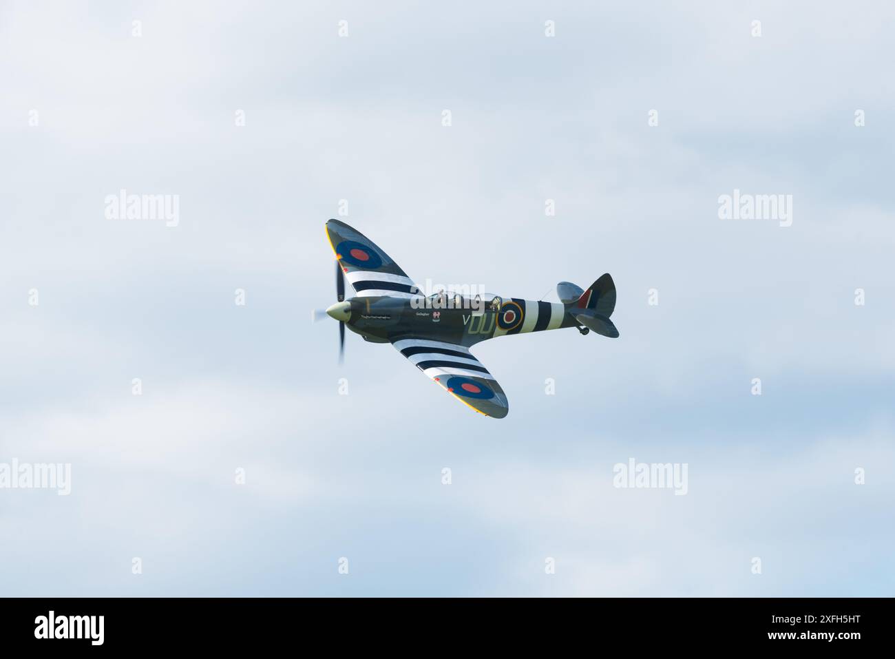 Spitfire mkixt hi-res stock photography and images - Alamy