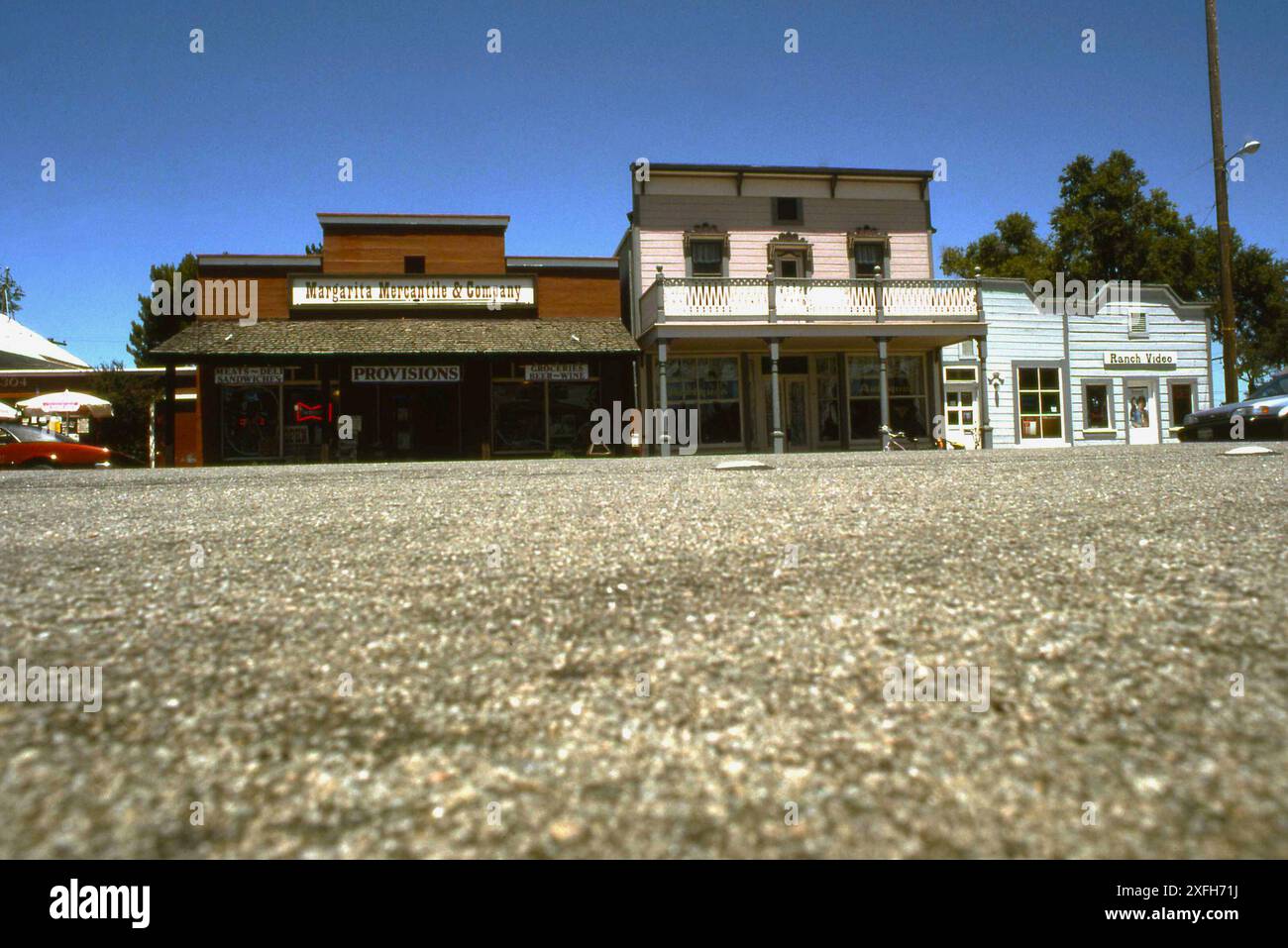 Shops 90s hi-res stock photography and images - Alamy