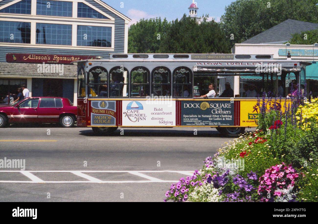 1990s tour bus hi-res stock photography and images - Alamy
