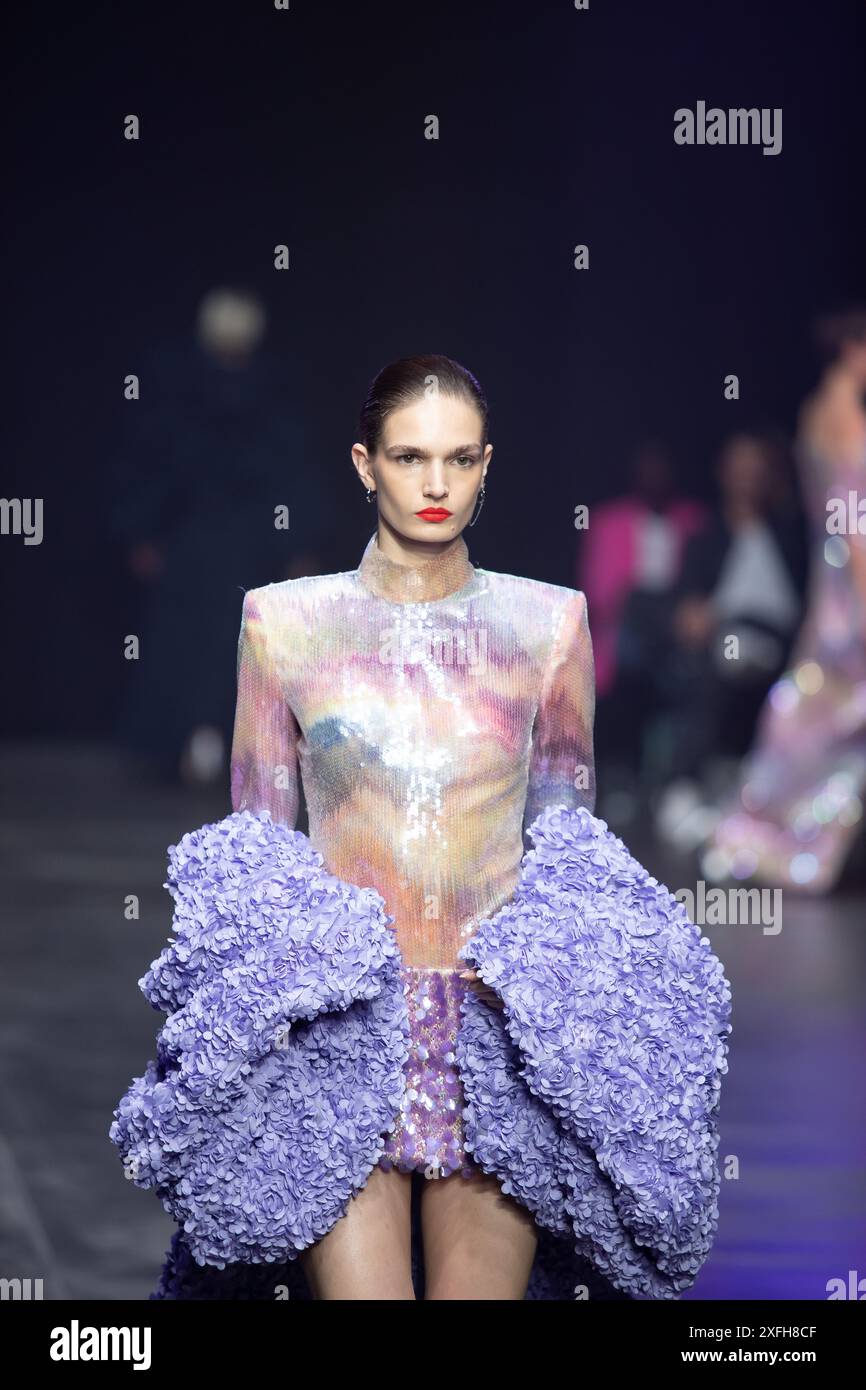 KILIAN KERNER BERLIN präsentierte die Kollektion der Fashion Week 2024 ...