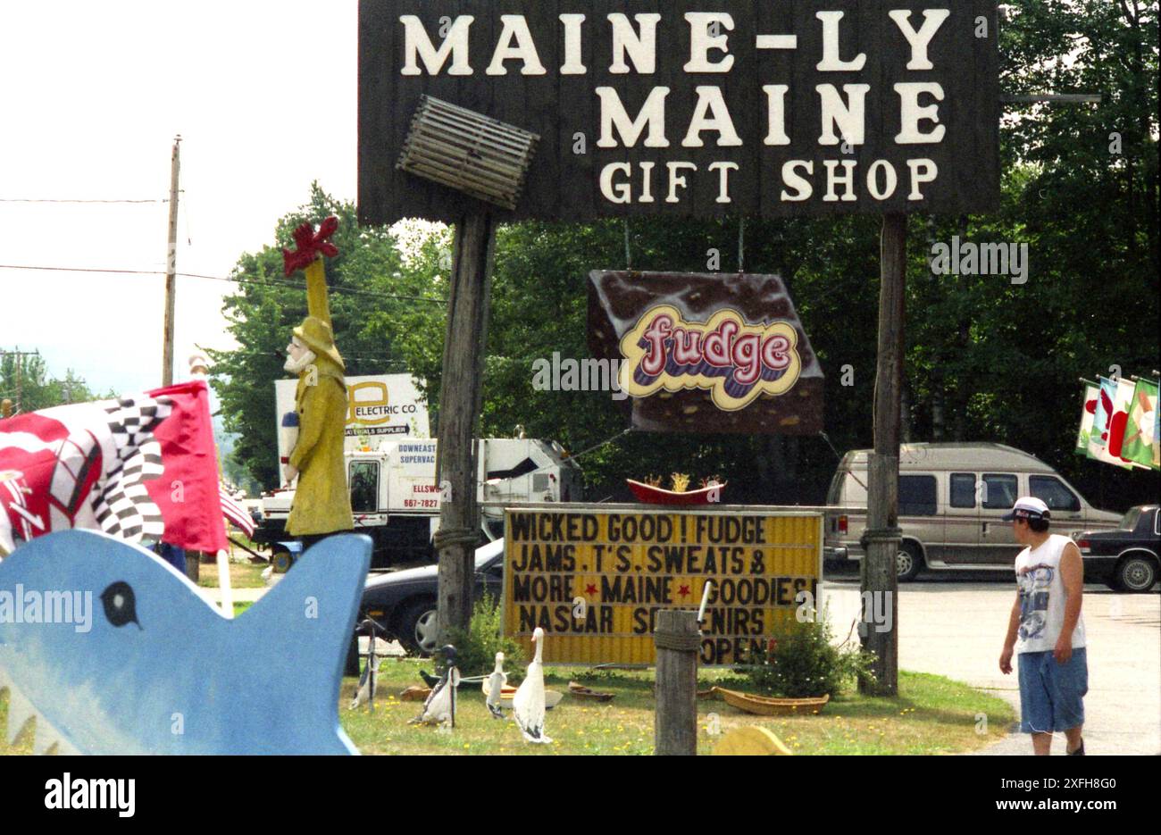 Maine in 1990s hi-res stock photography and images - Alamy