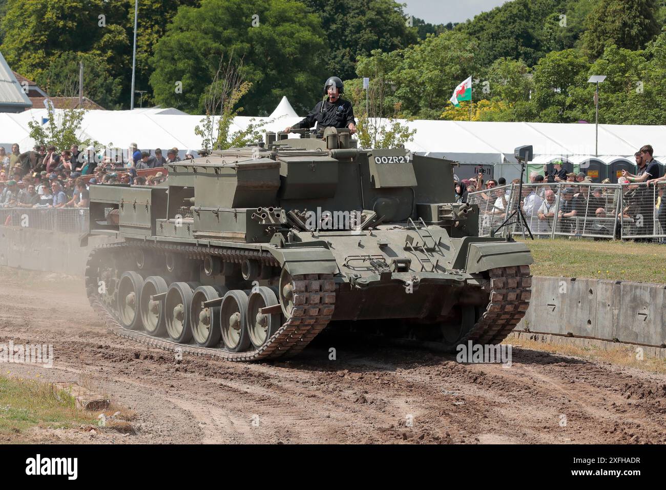 A Centurion ARV tank driving around the arena at Bovington Tank Museum ...