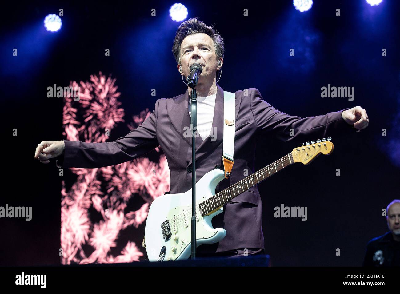 Eden Project, Bodelva, UK 3rd Jul 2024. Rick Astley performs at the ...