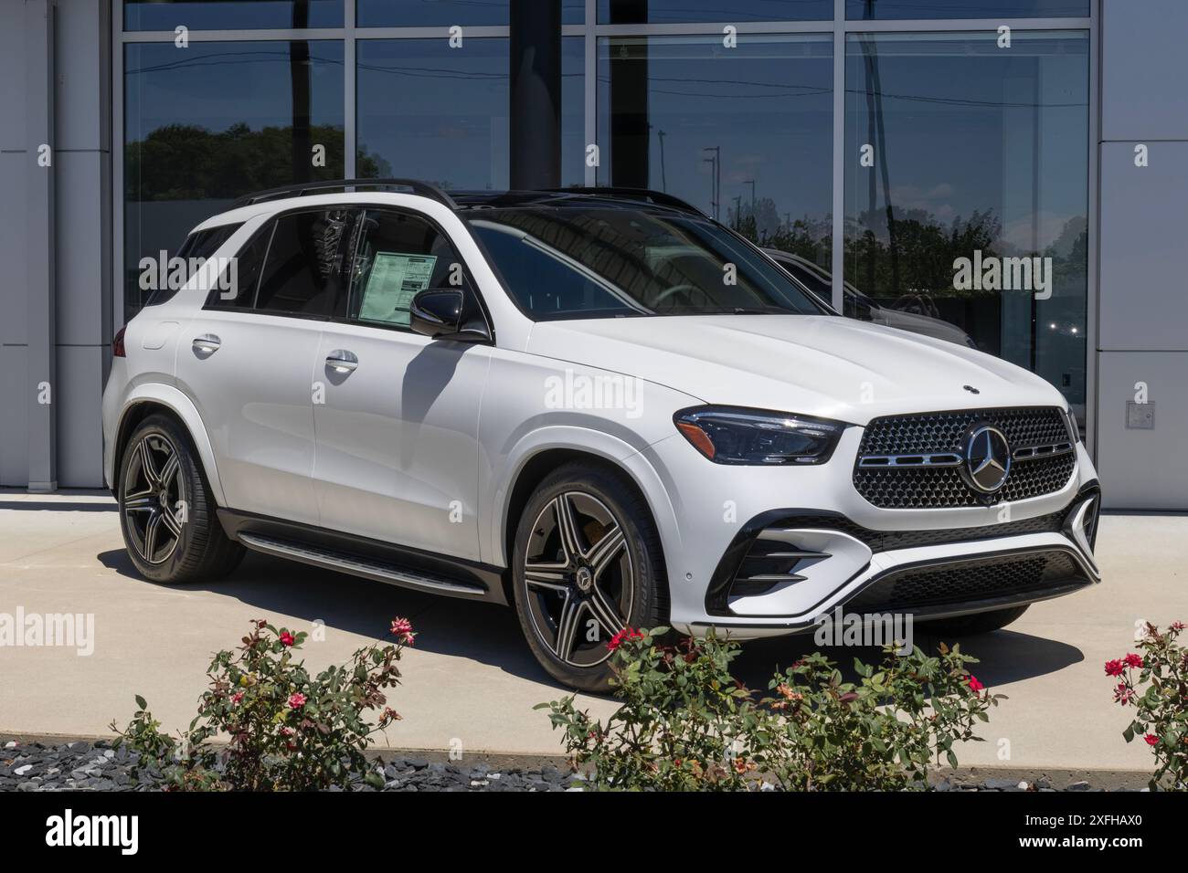 Indianapolis - June 30, 2024: Mercedes Benz GLE 580 4MATIC display ...