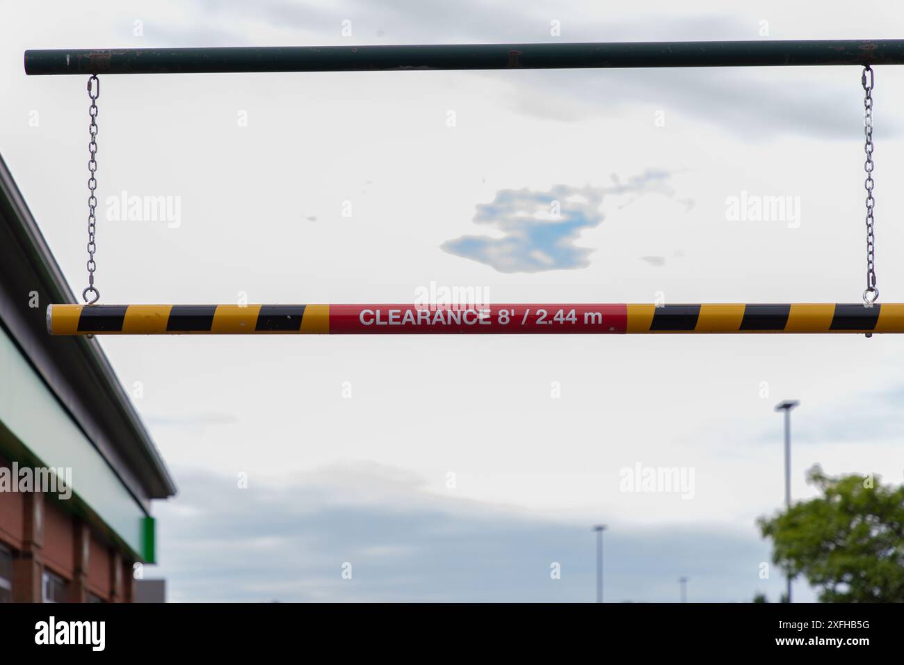 Clearance sign against sky. Maximum height allowed for vehicles Stock ...
