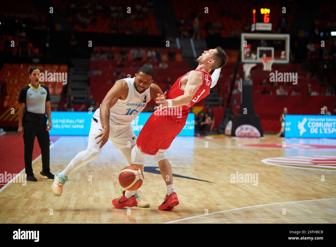 Valencia, Spain. 05th Jan, 2014. Eric Gordon from Bahamas team seen in ...