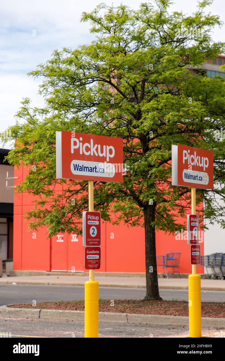 Walmart pickup sign hi-res stock photography and images - Alamy