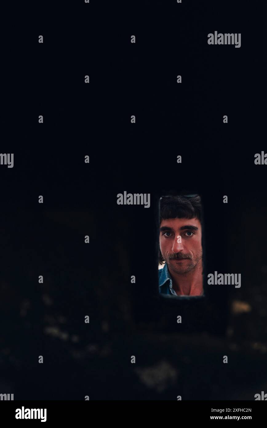 Reflection of man hi-res stock photography and images - Alamy