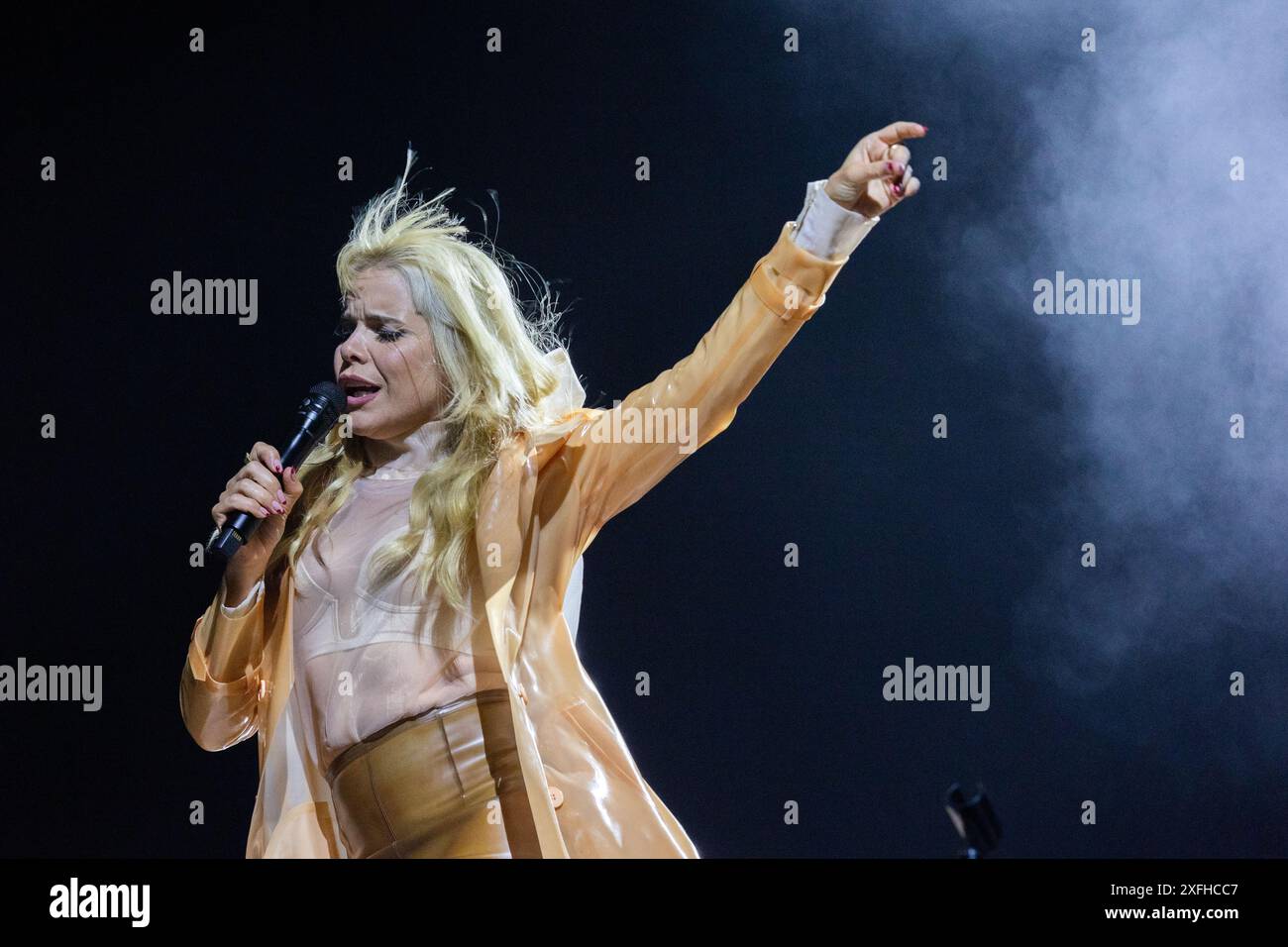 Paloma faith 2024 hi-res stock photography and images - Alamy
