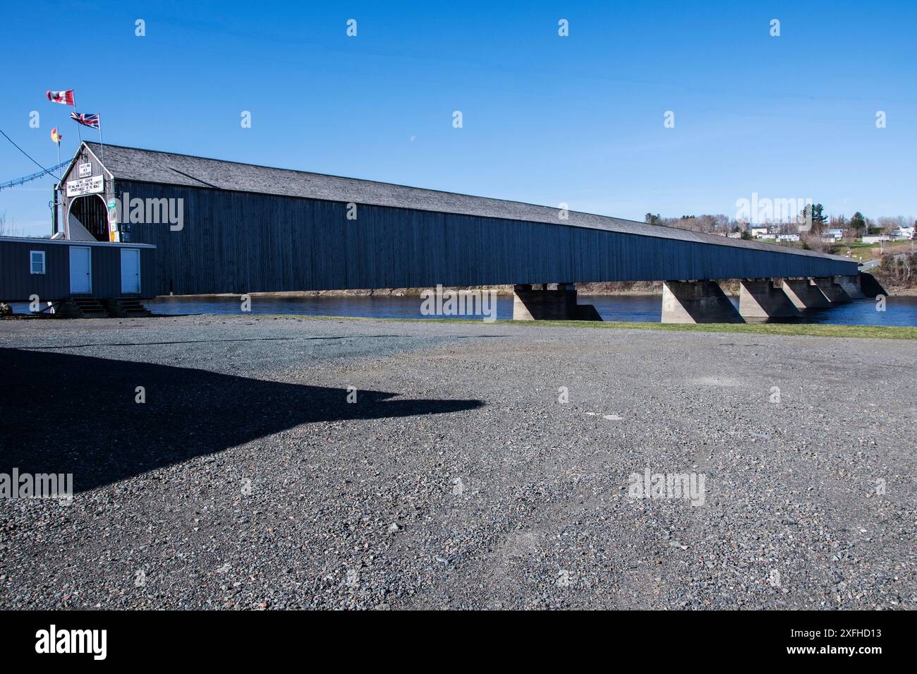 East entrance into the wooden covered bridge in Hartland, New Brunswick ...