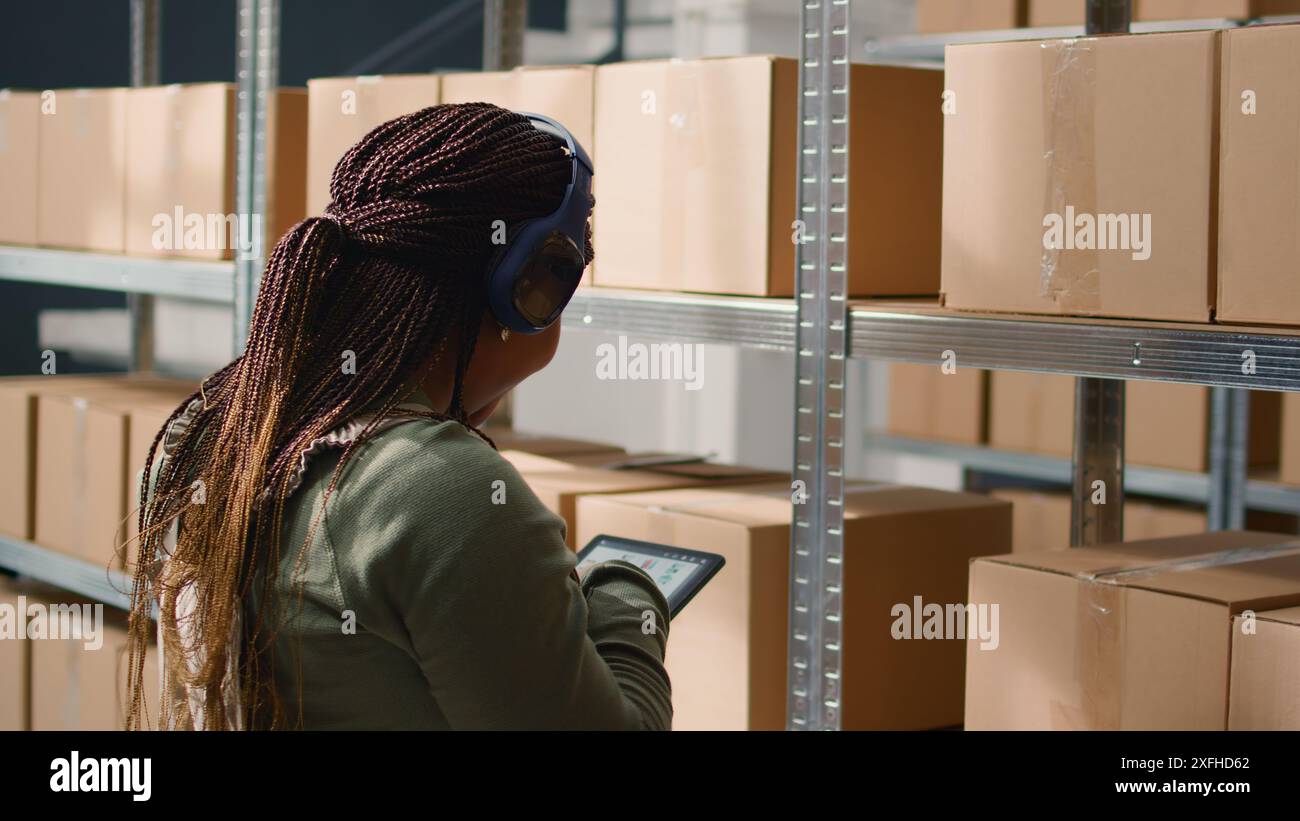 Chilled distribution depot hi-res stock photography and images - Alamy