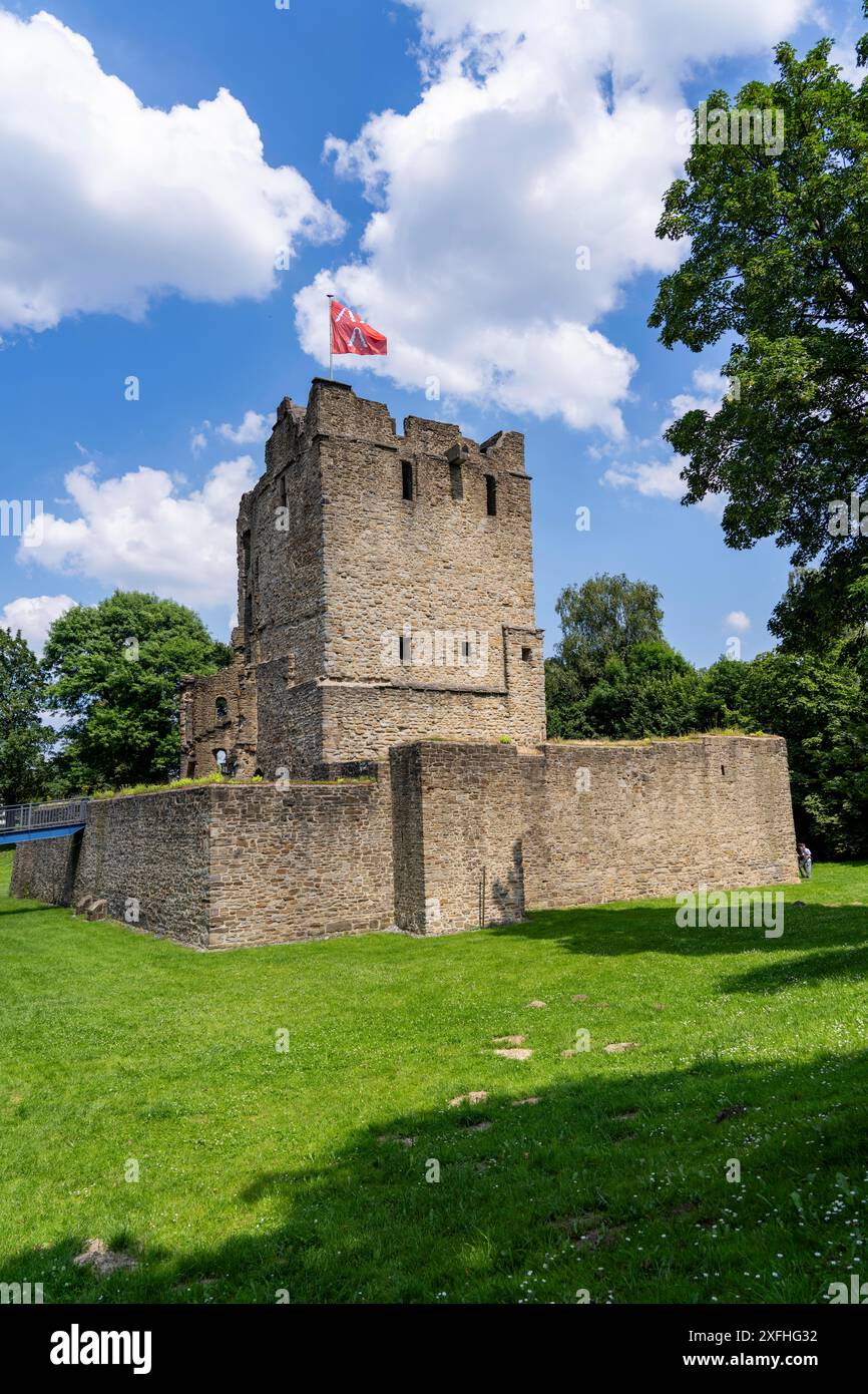 Castle ruins of Altendorf Castle, in the Burgaltendorf district, Essen ...