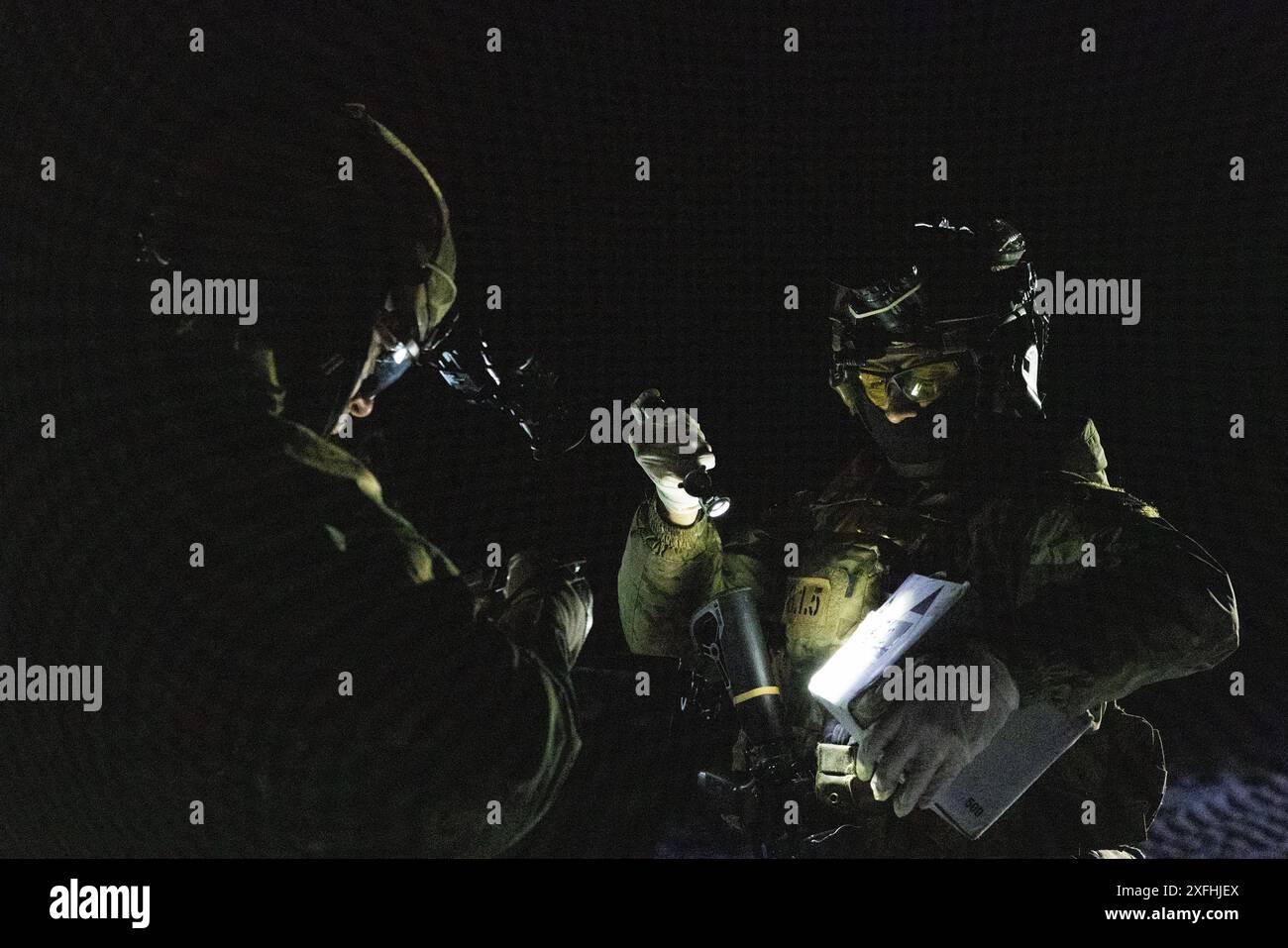 Pd24 hi-res stock photography and images - Alamy