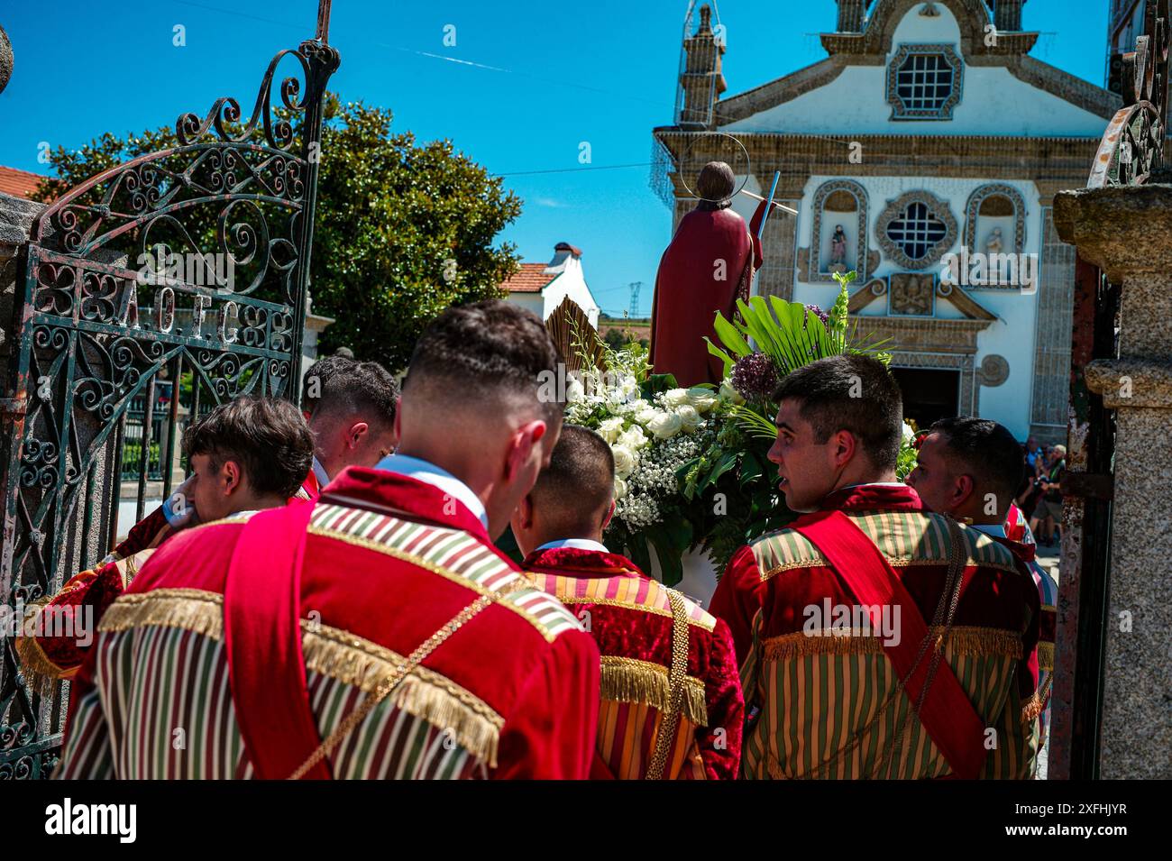 The religious procession during the "Bugiada e Mouriscada" festival in ...