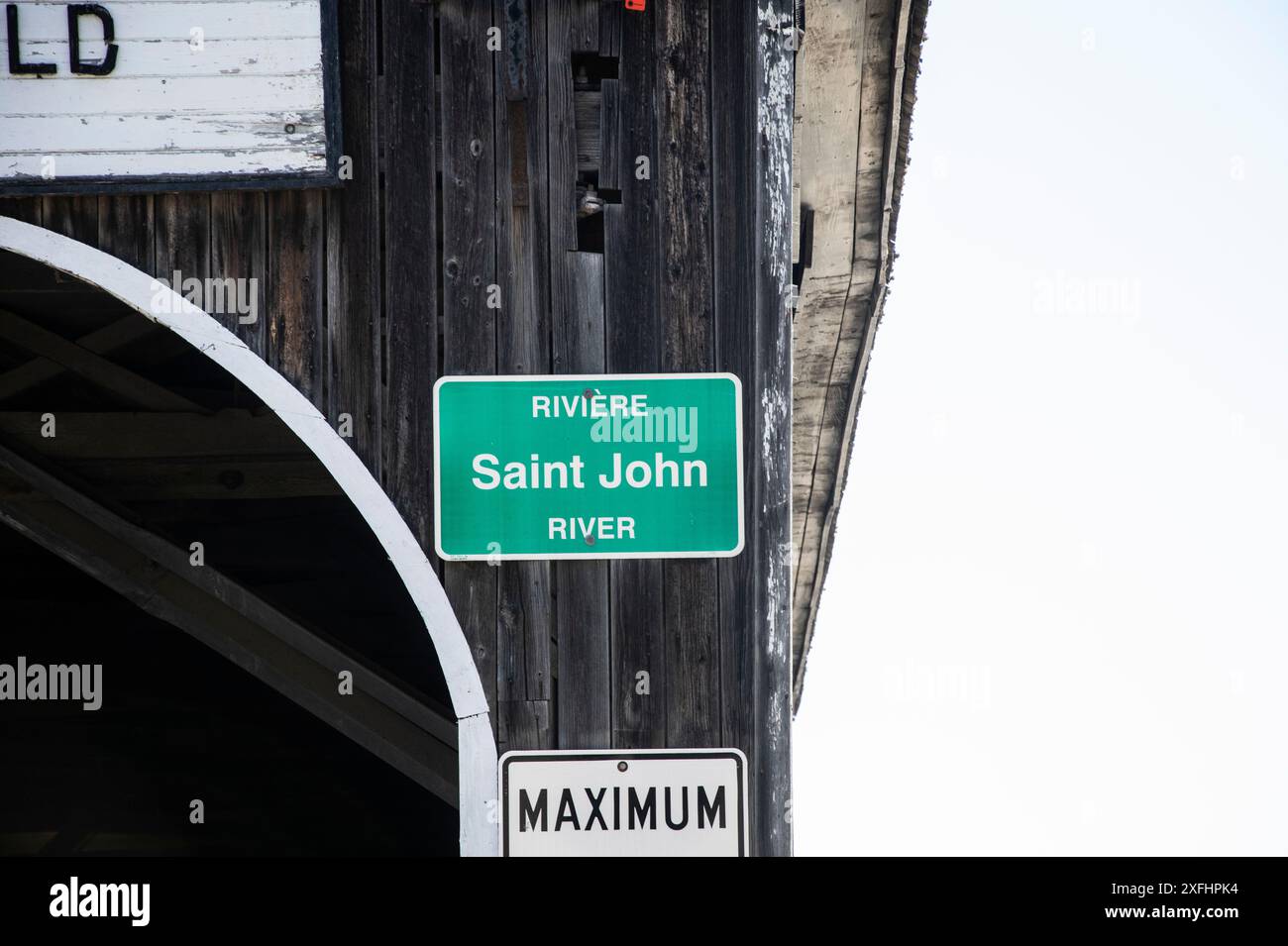 Sign on covered bridges hi-res stock photography and images - Alamy