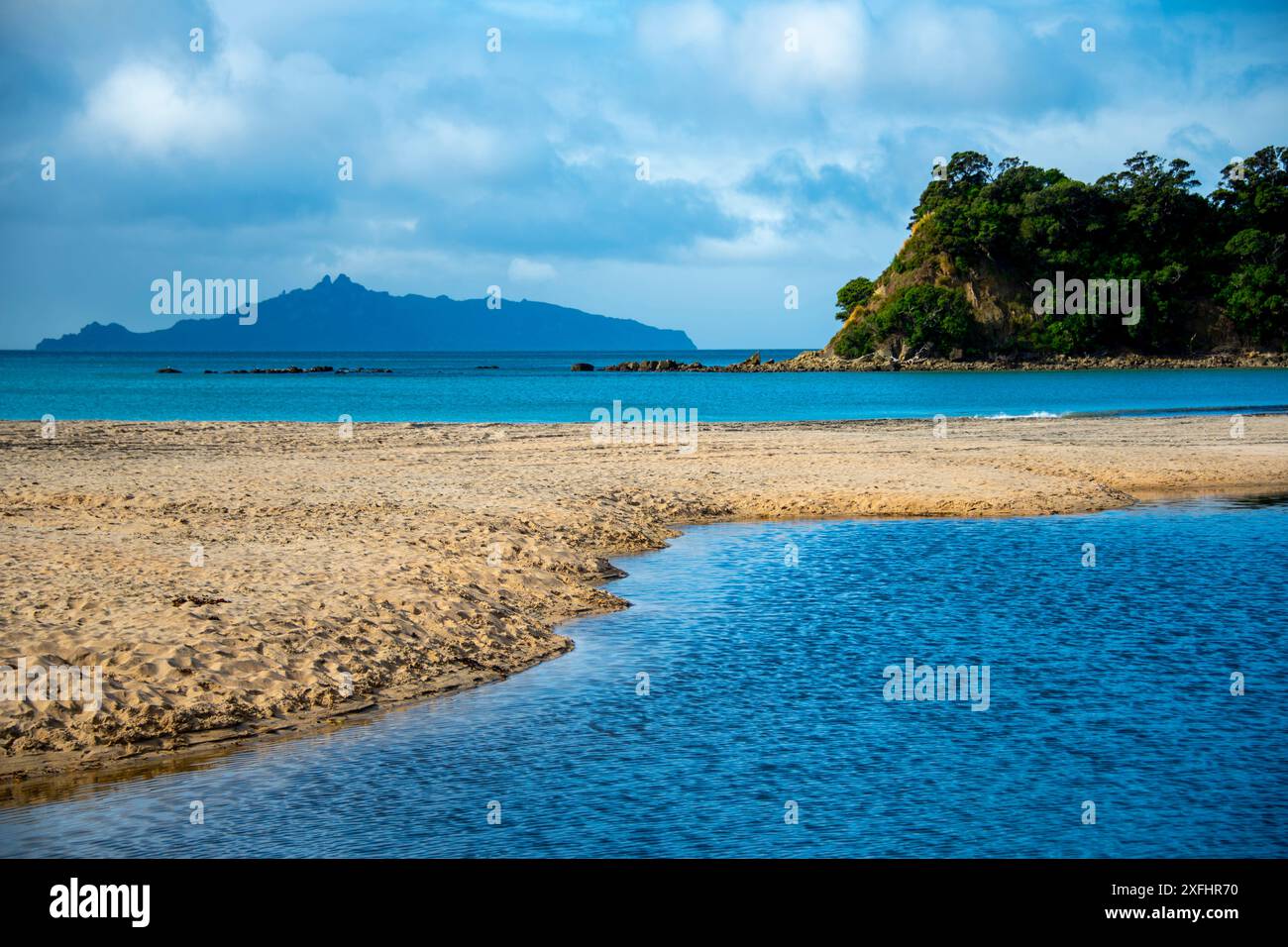 Langs beach hi-res stock photography and images - Alamy