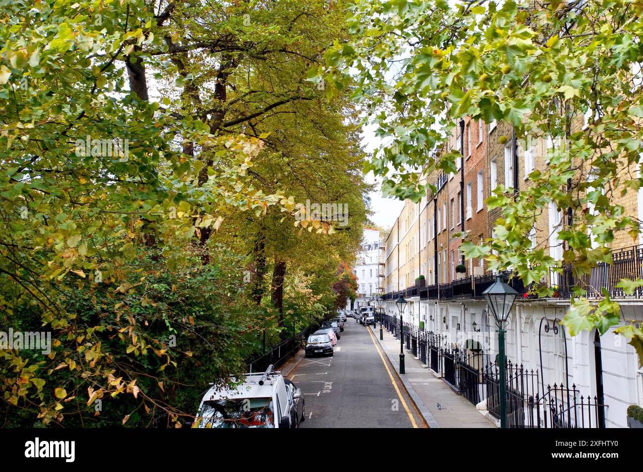 Brompton square knightsbridge london hi-res stock photography and ...