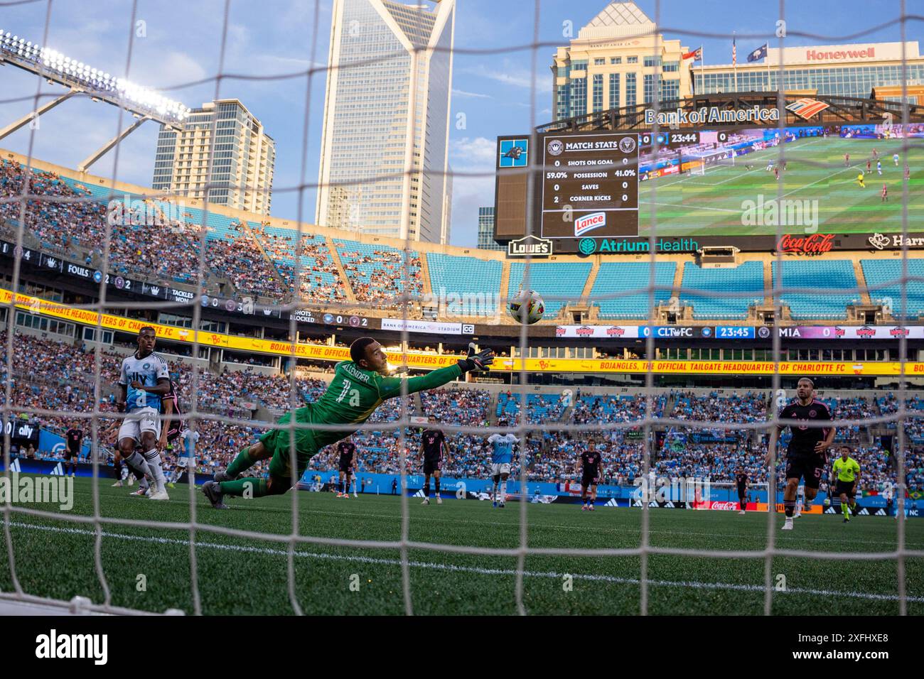 July 3, 2024: Inter Miami goalkeeper Drake Callender (1) dives after ...