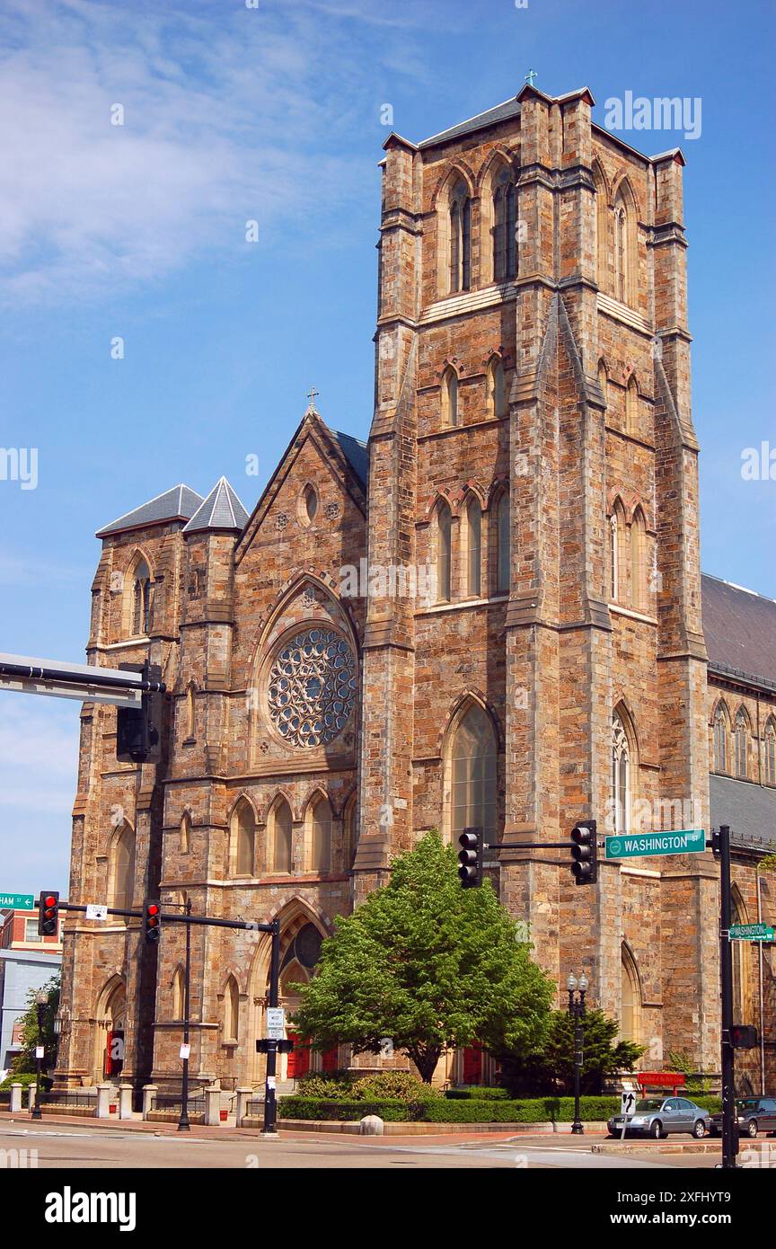 Massachusetts boston cathedral of the holy cross hi-res stock ...