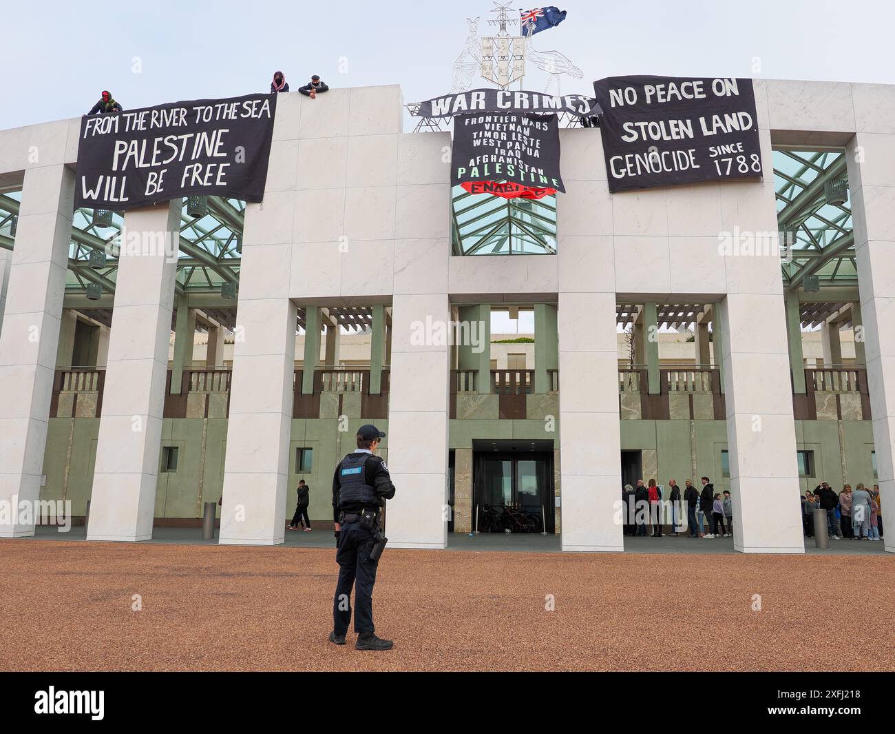 04 July 2024, Australia, Canberra, Parliament House. Pro-Palestine ...