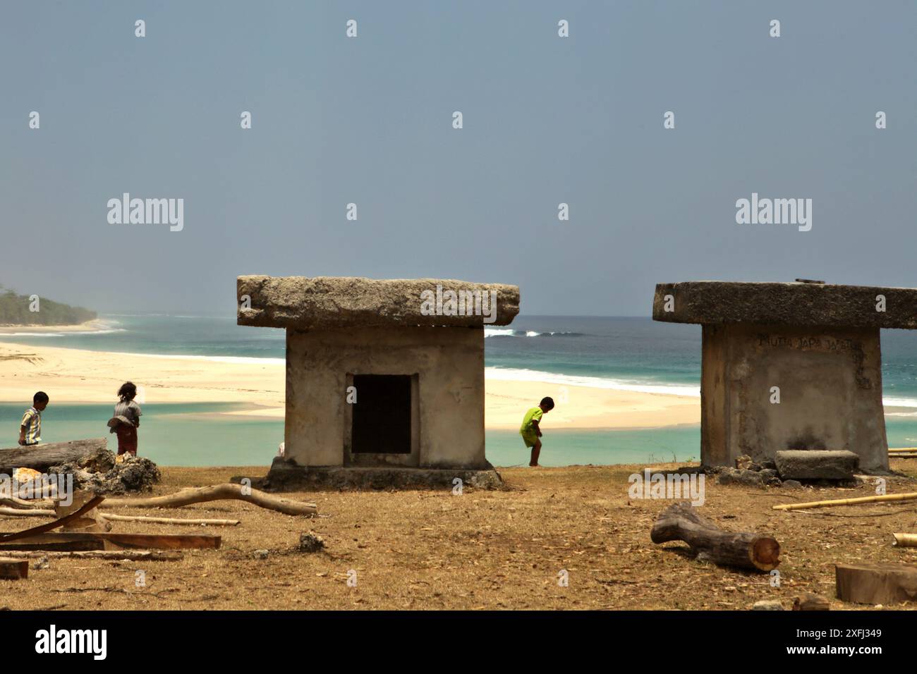 Coastal indigenous cemetery hi-res stock photography and images - Alamy