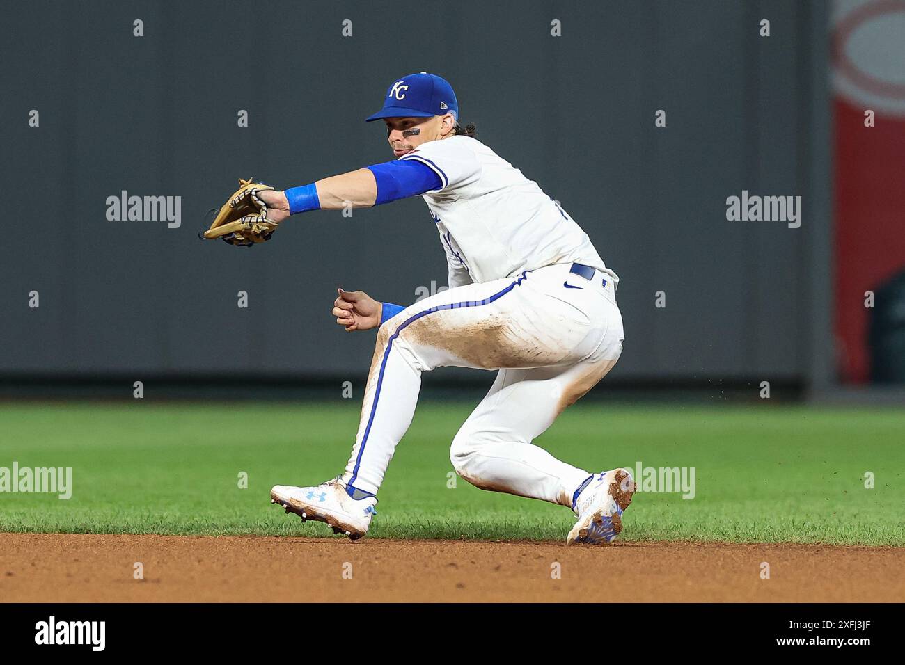 July 3, 2024: Kansas City Royals shortstop Bobby Witt Jr. (7) catches a ...