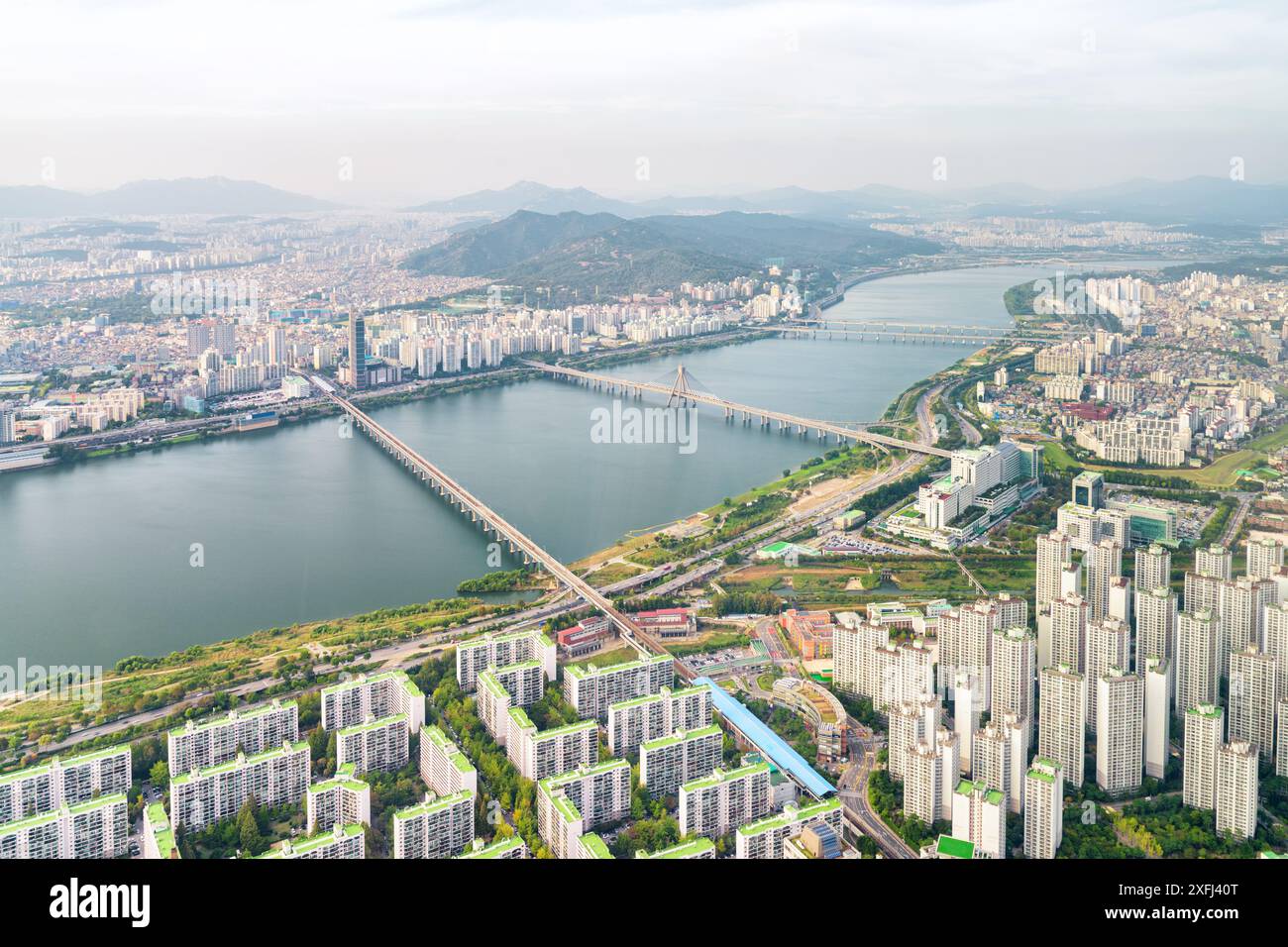 Amazing top view of bridges over the Han River (Hangang) in Seoul ...