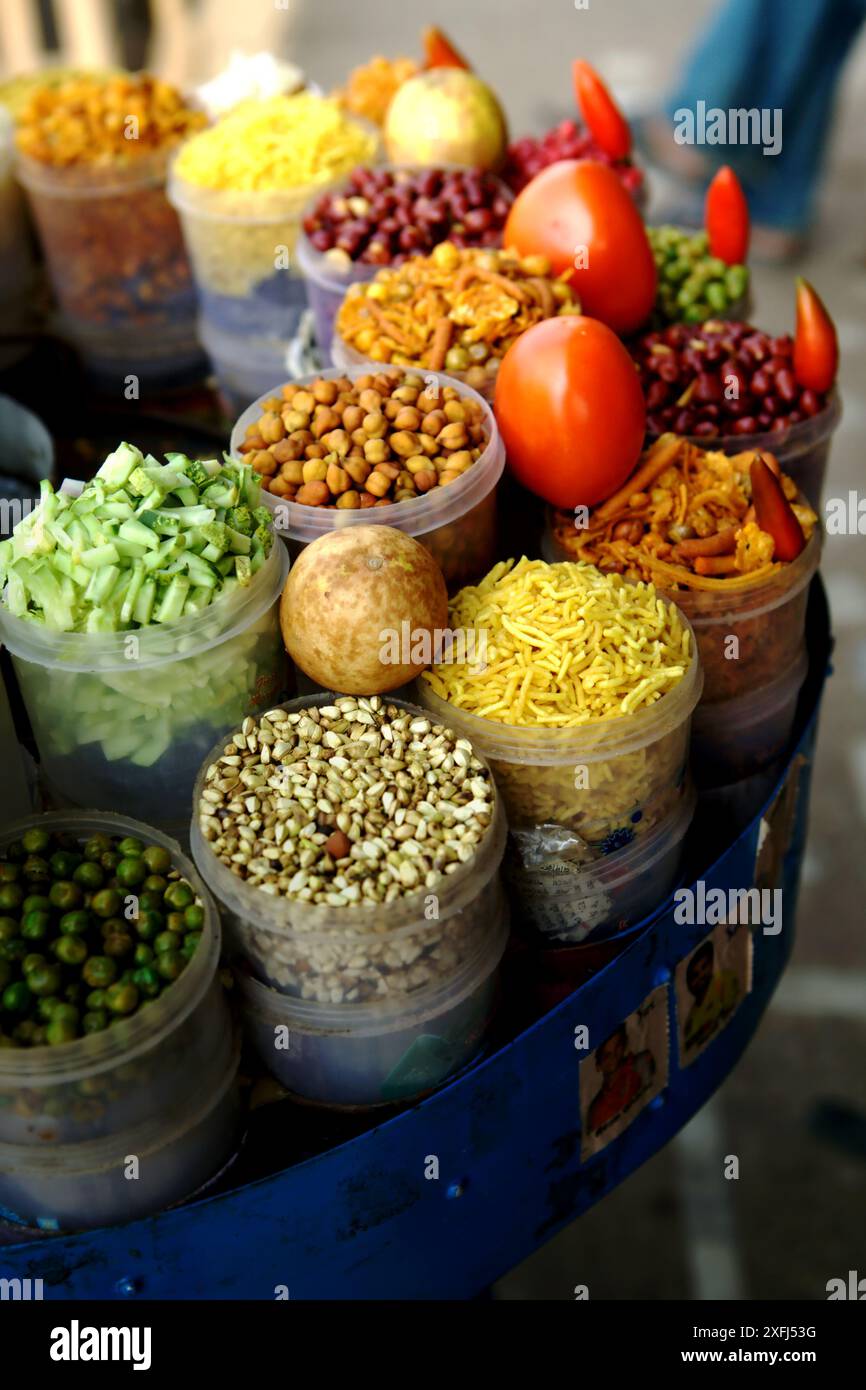 Traditional indian street snack shop hi-res stock photography and ...