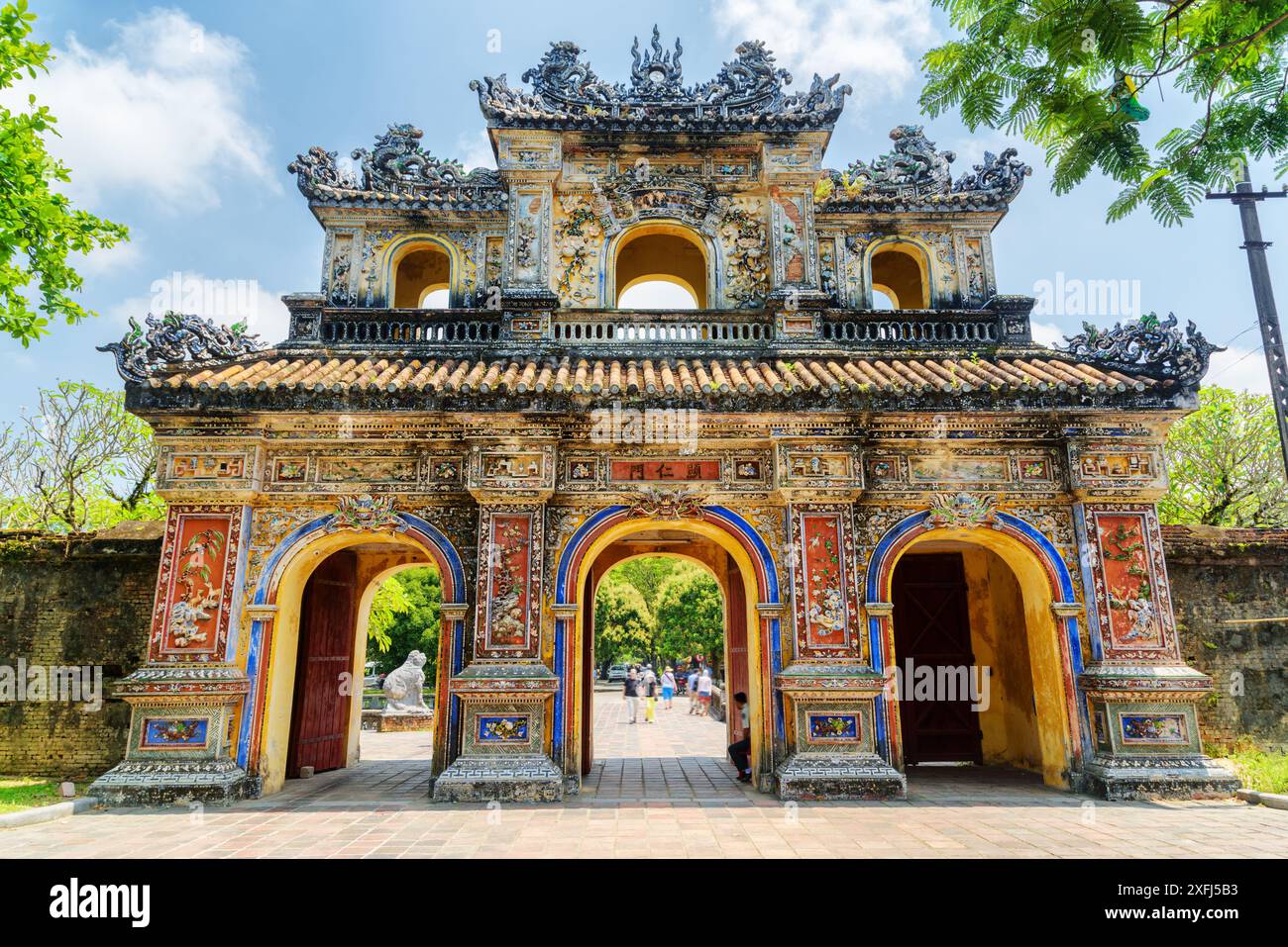 Amazing view of the East Gate (Hien Nhon Gate) to the Citadel with the ...