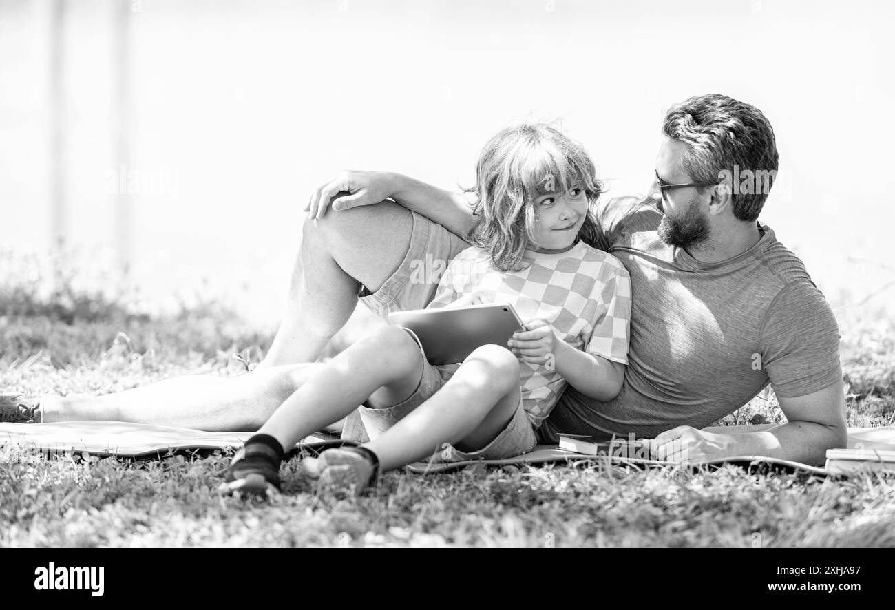 Hispanic american family Black and White Stock Photos & Images - Alamy